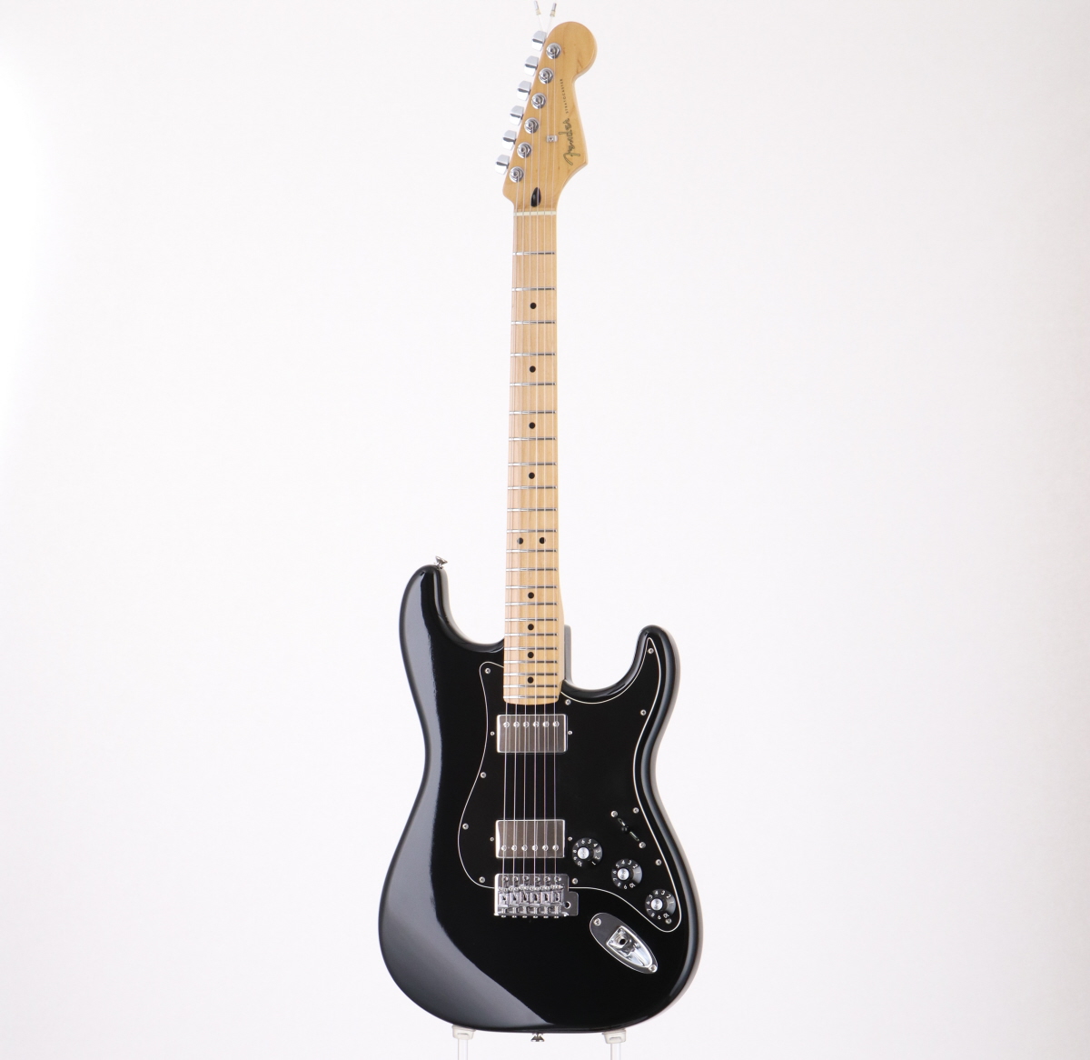 中古】Fender / Blacktop Stratocaster HH Maple Black【新宿店 中古】Fender / Blacktop Stratocaster HH Maple Black【新宿店